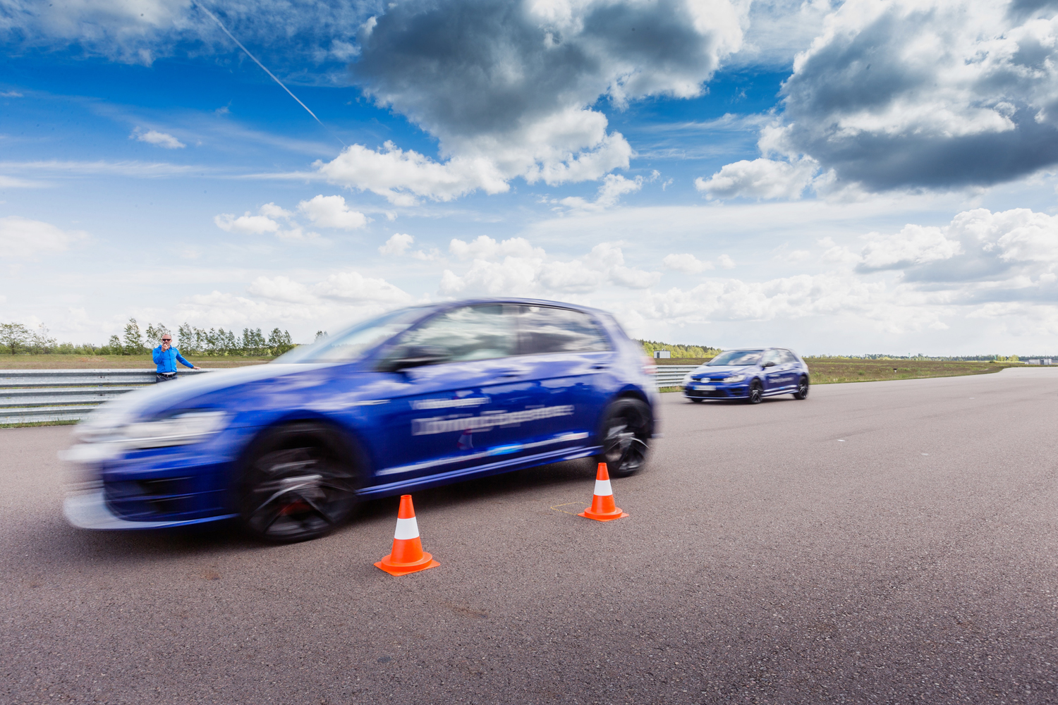 Reportage VW Driving Experience – Dennis Möbus Fotografie ...
